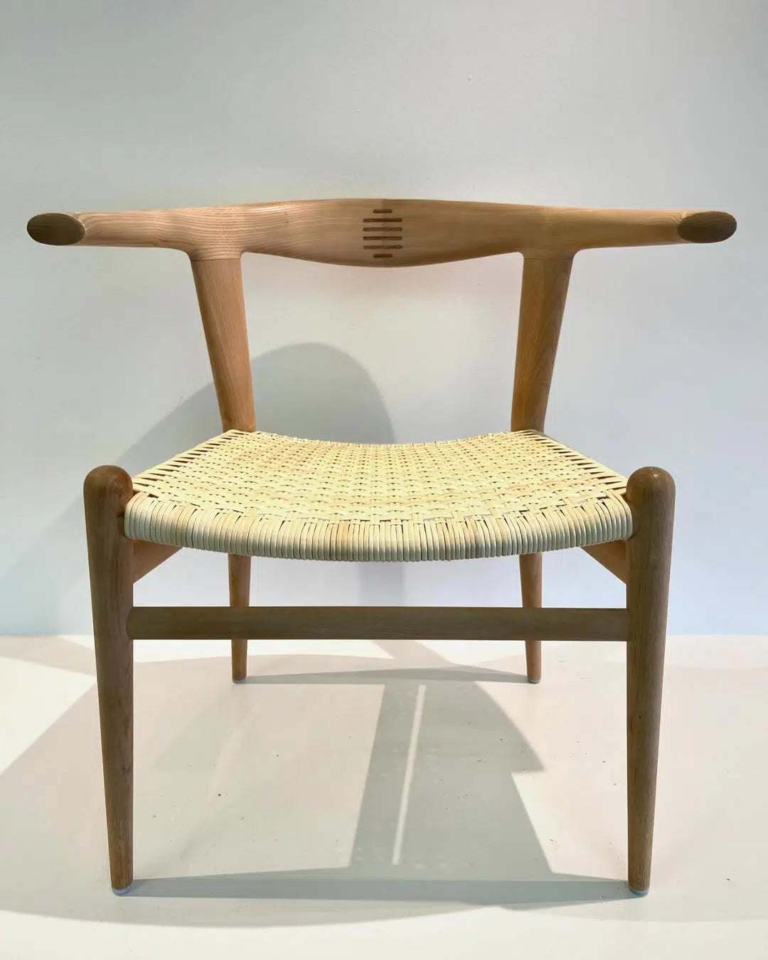 PP518 Bull Chair